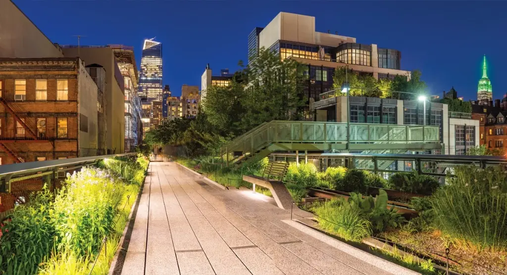 Exploring the New York High Line: An Urban Oasis